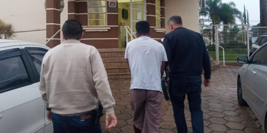 Homem desafia medida protetiva, agride mulher com soco no rosto e acaba ...